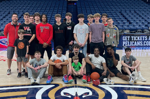Court of Dreams! WHS boys basketball goes to Smoothie Center in New ...