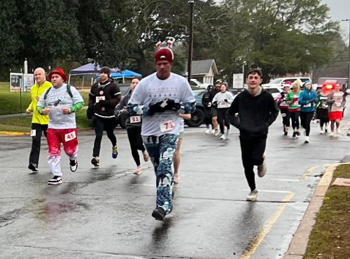 Gage Horton wins 2nd Annual “Ugly Sweater” 5K Run | Jackson Parish Journal